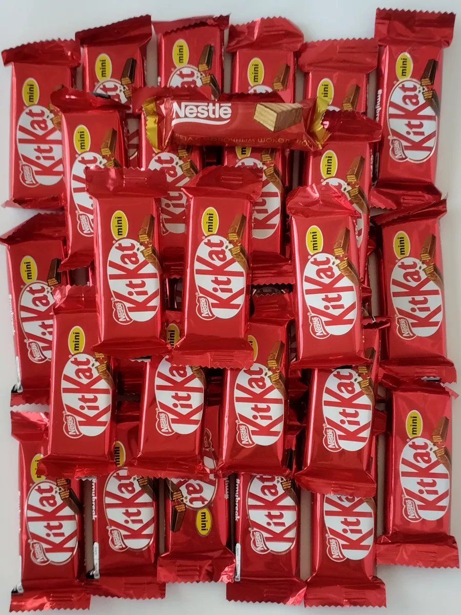 Kit kat chocolate store